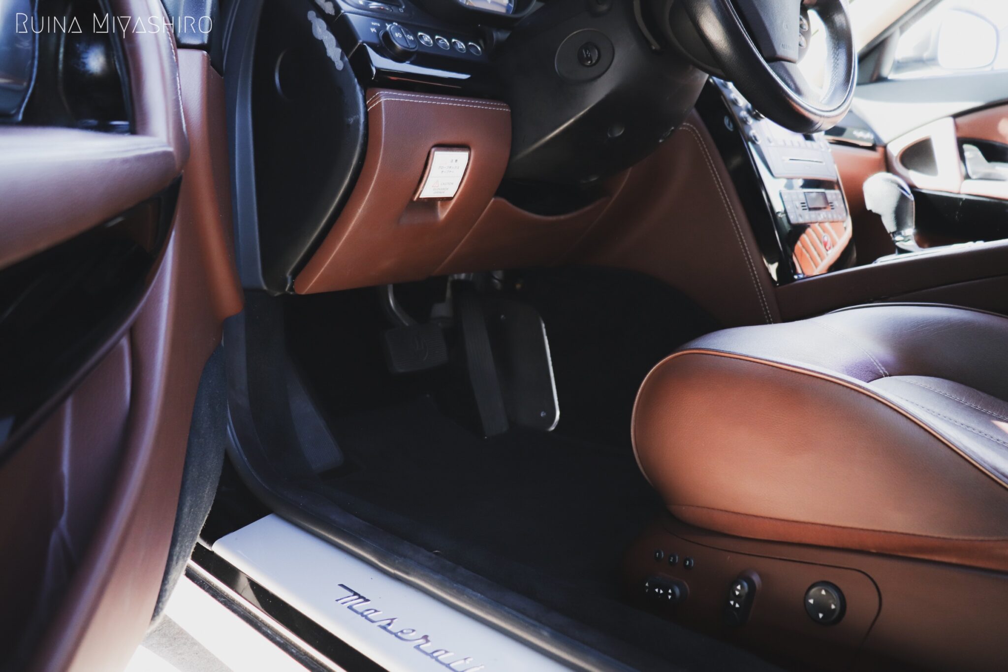 マセラティ、クアトロポルテの内装があまりにも美しい。 – 楽器製作所RMI